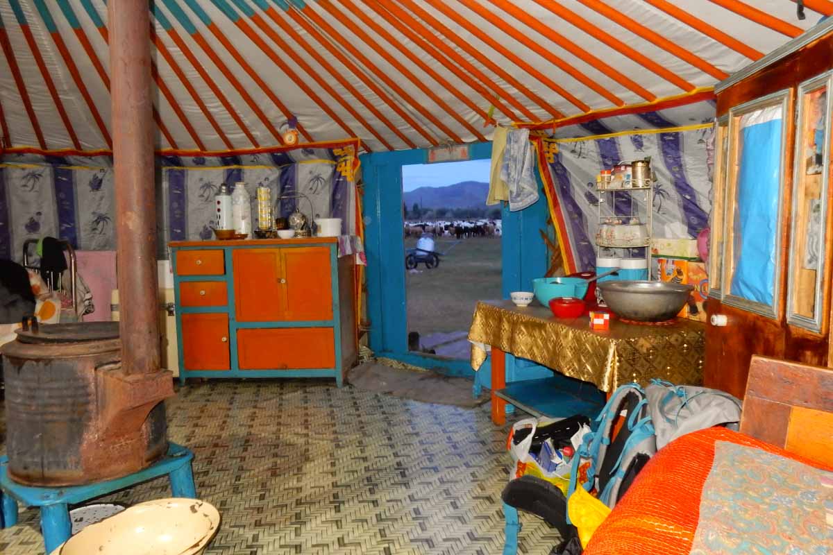 What's it like living with nomads in Mongolia? A Ger to Ger Tour.