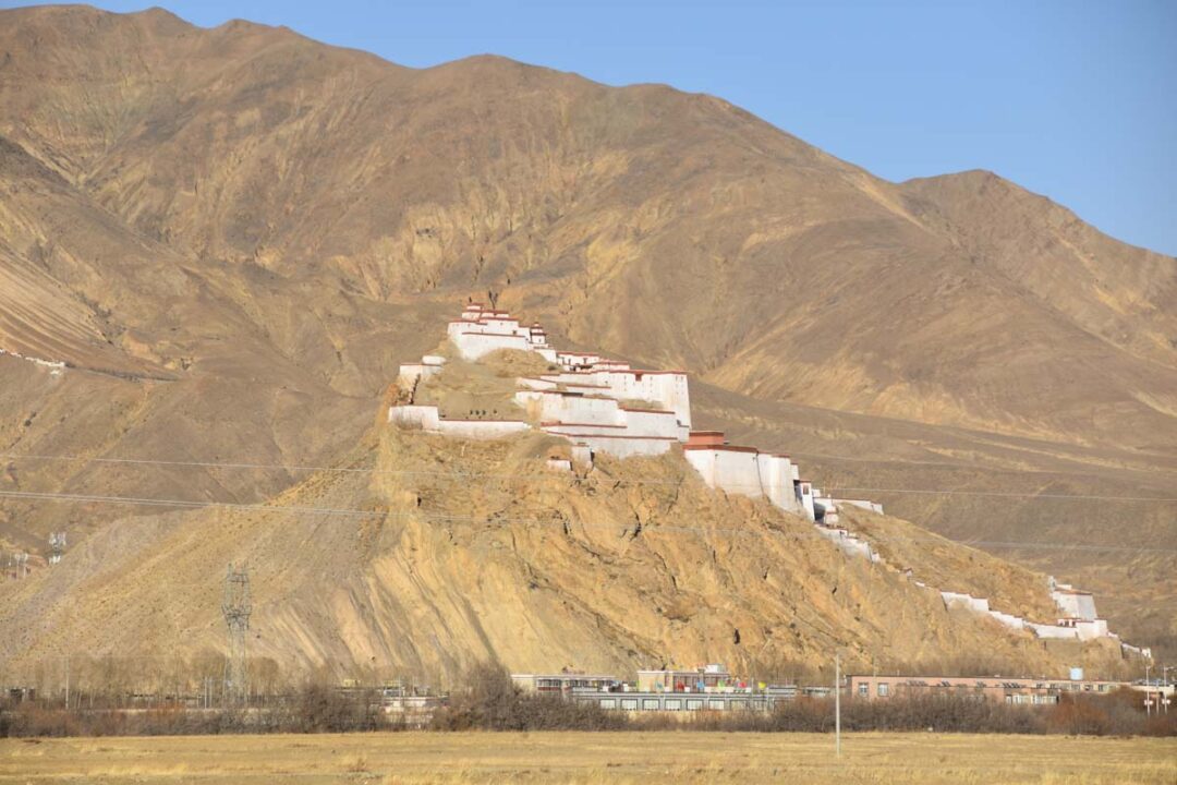 17 Amazing Places to Visit in Tibet in 2023
